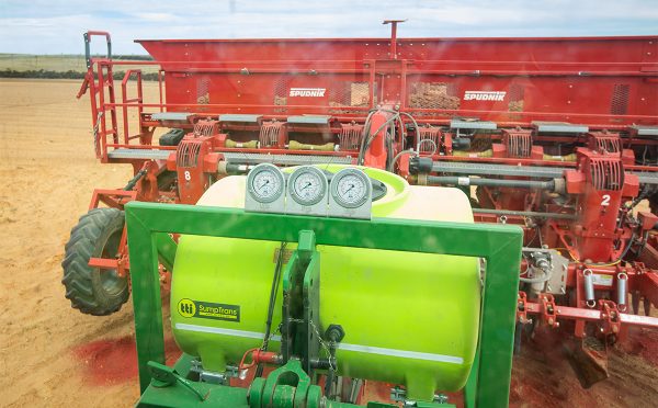 Liquid Systems Spudnik potato planter - Mallee, SA - Liquid Systems
